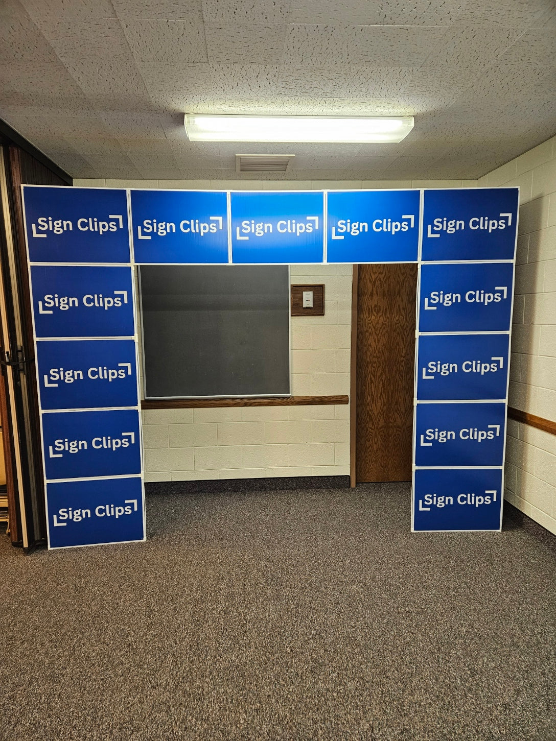 Freestanding 5X5 Arch – Sign-Clips